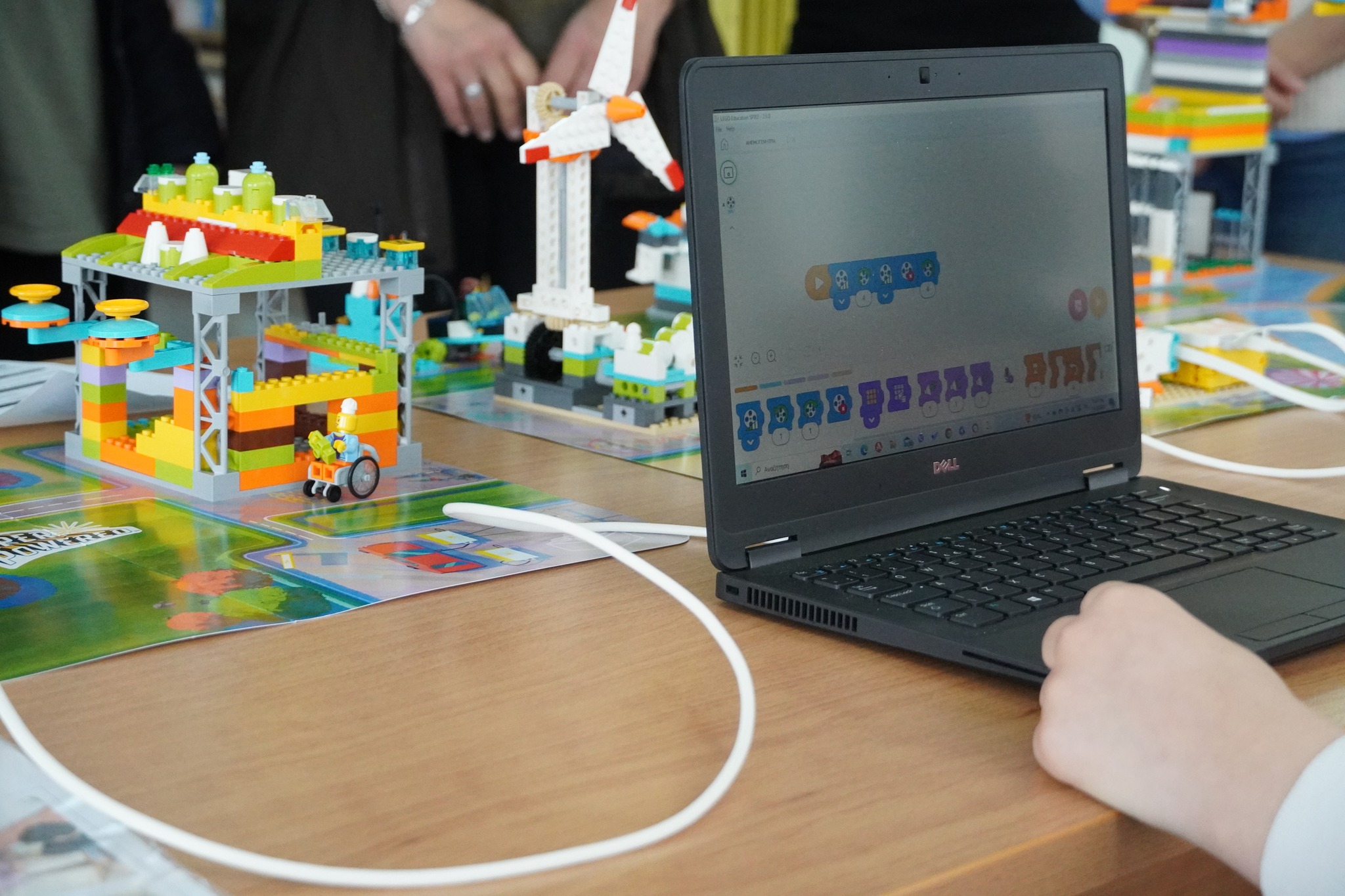 Τι είναι η εκπαίδευση STEM - Ask Eduact